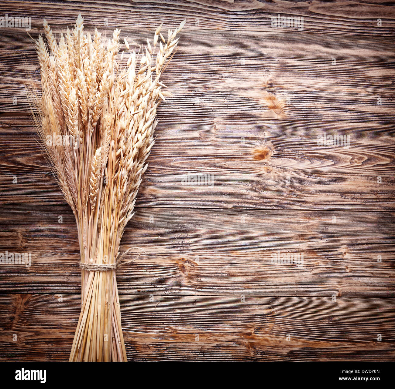 Table agriculture hi-res stock photography and images - Alamy