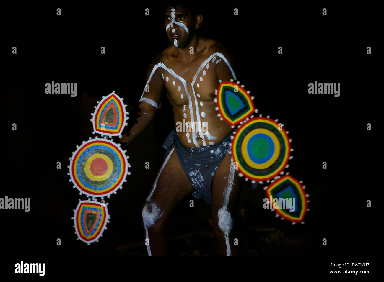 Aboriginal dance hi-res stock photography and images - Alamy