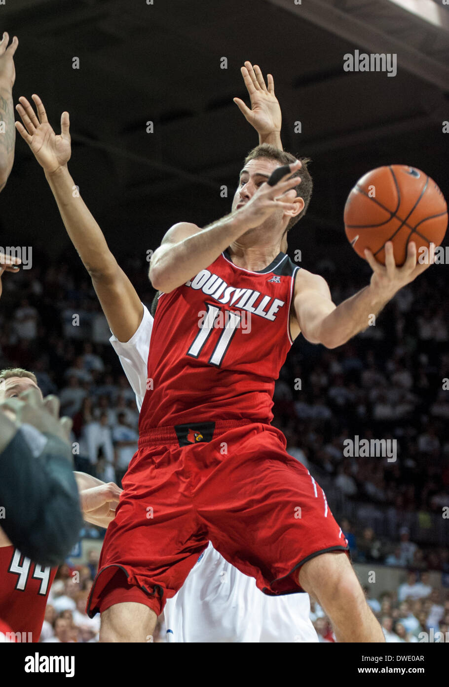 Dallas, TX, USA. 5th March, 2014.Louisville Cardinals guard/forward ...