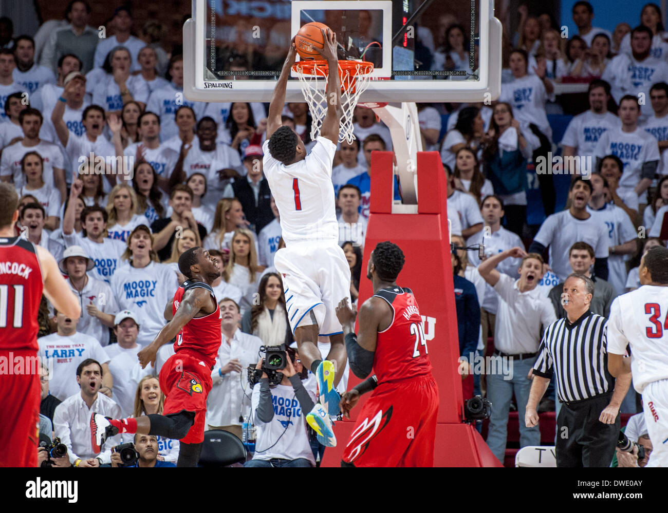 Dallas, TX, USA. 5th March, 2014.Southern Methodist Mustangs guard Ryan ...