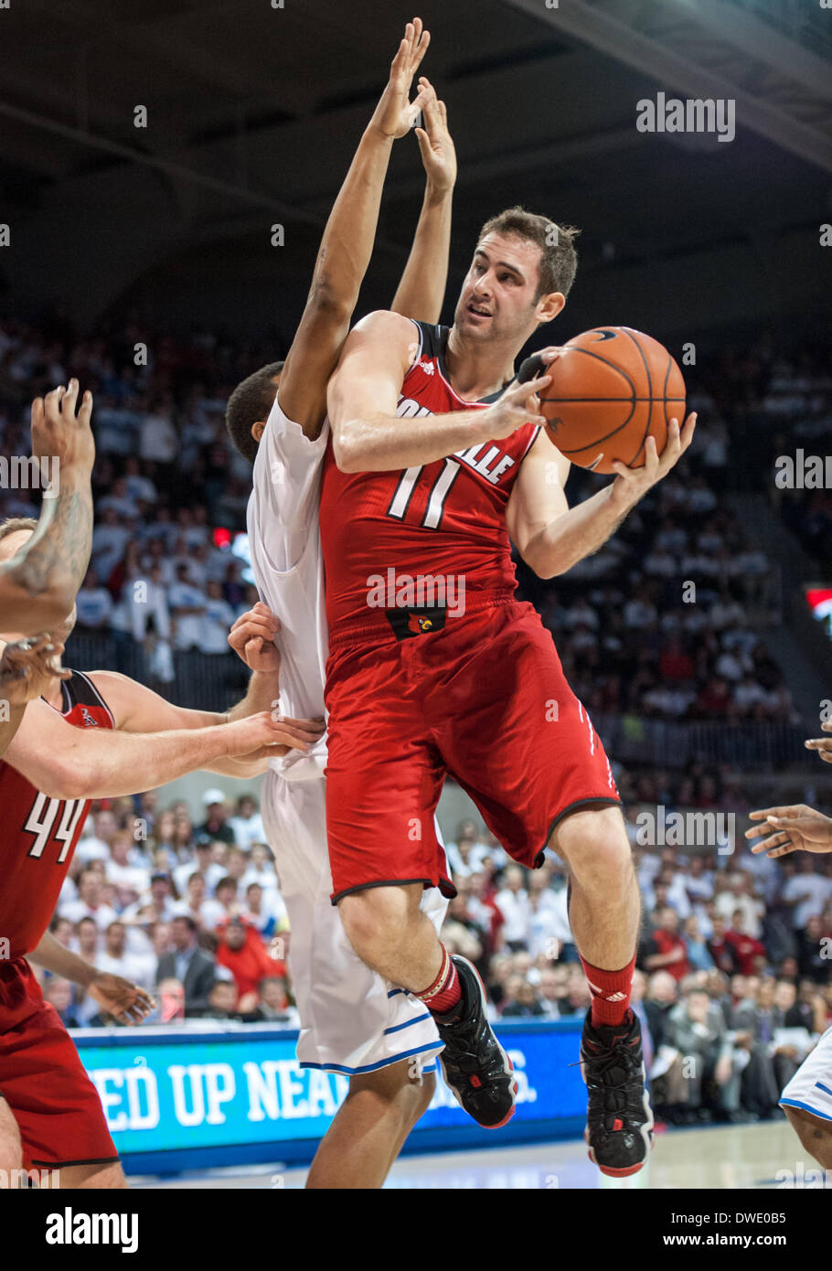 Dallas, TX, USA. 5th March, 2014.Louisville Cardinals guard/forward ...