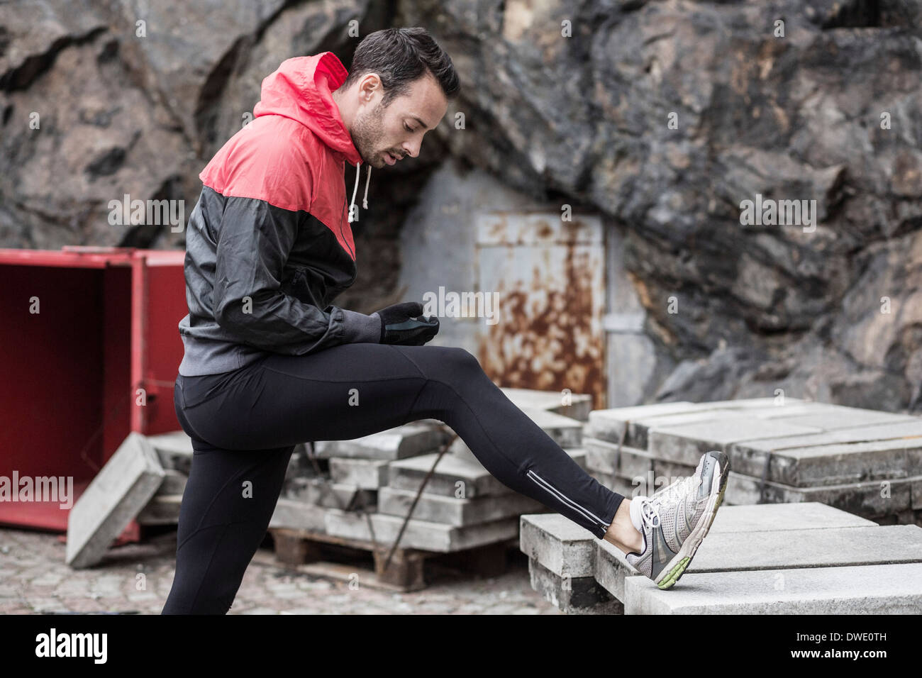 Stretch horizontally hi-res stock photography and images - Alamy