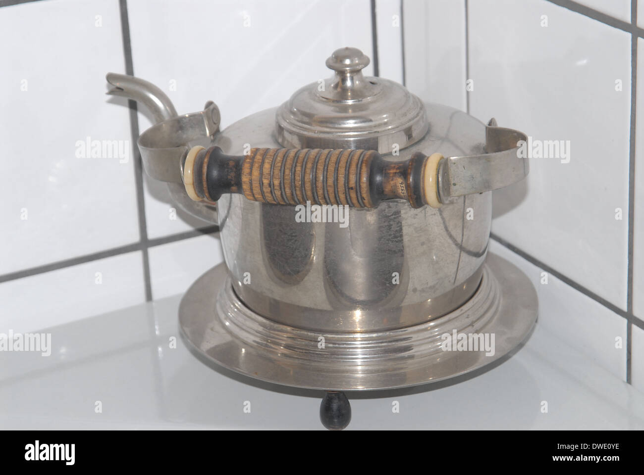 Historic tea kettle hi-res stock photography and images - Alamy