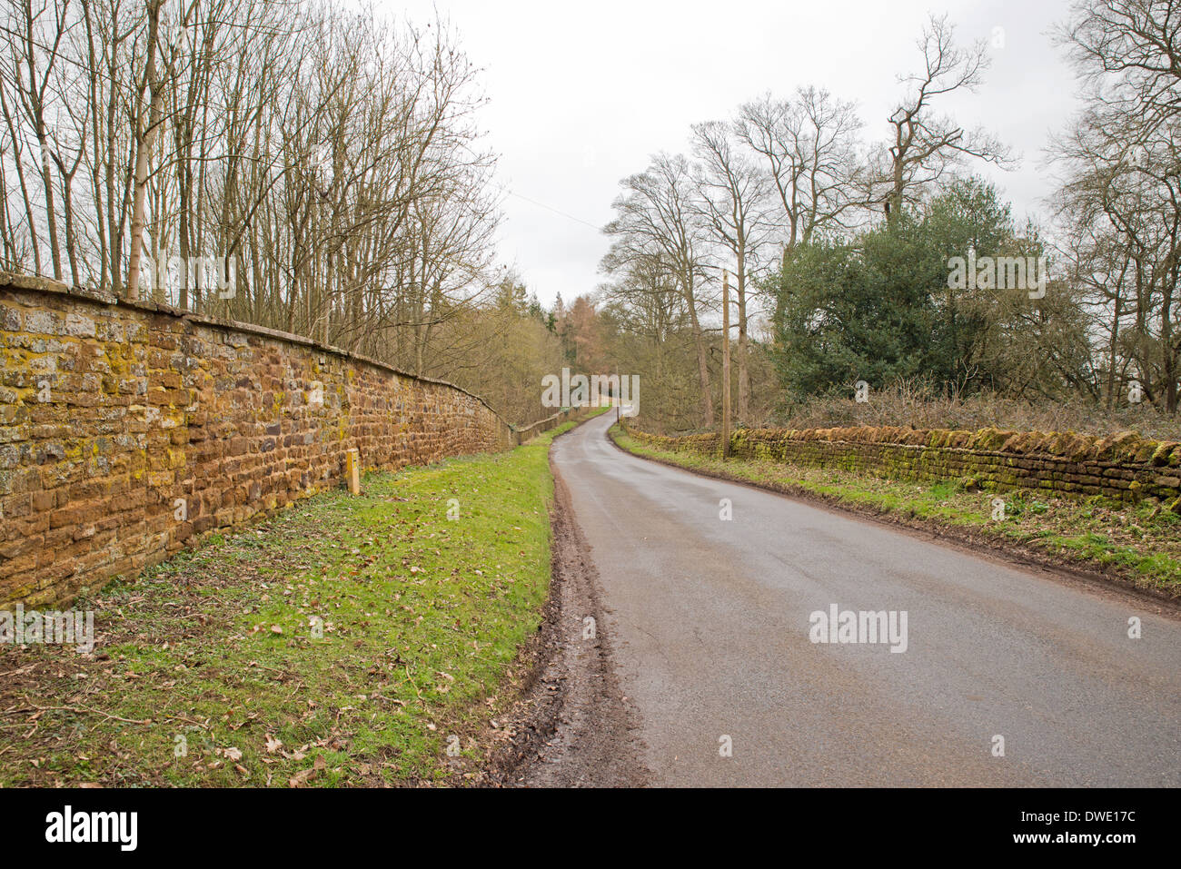 Rural roads uk hi-res stock photography and images - Alamy