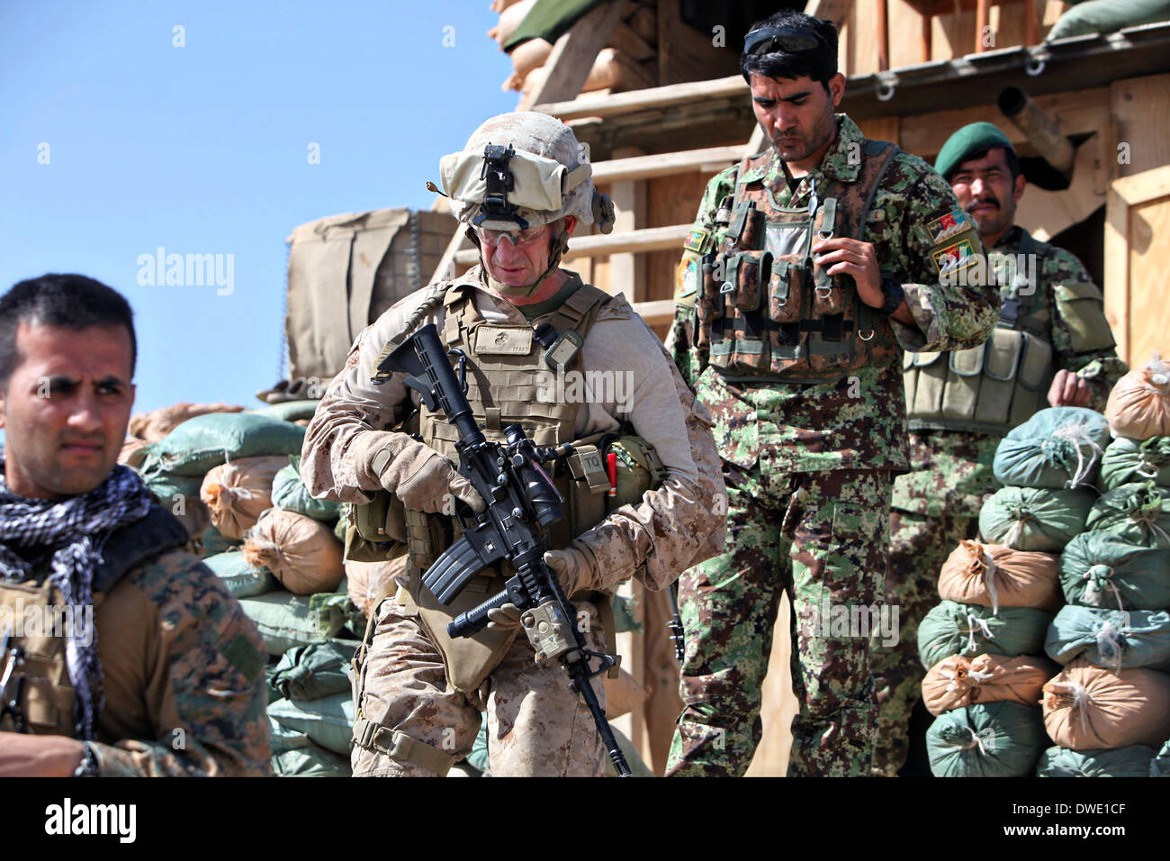 A US Marines with Afghan Army forces during a visit to Forward ...