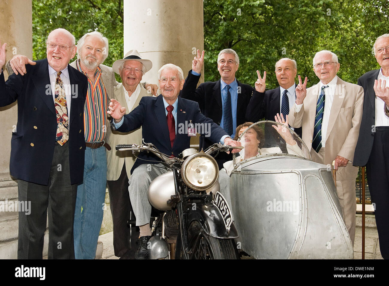 Cast of Dad's Army celebrating 40 years Stock Photo - Alamy