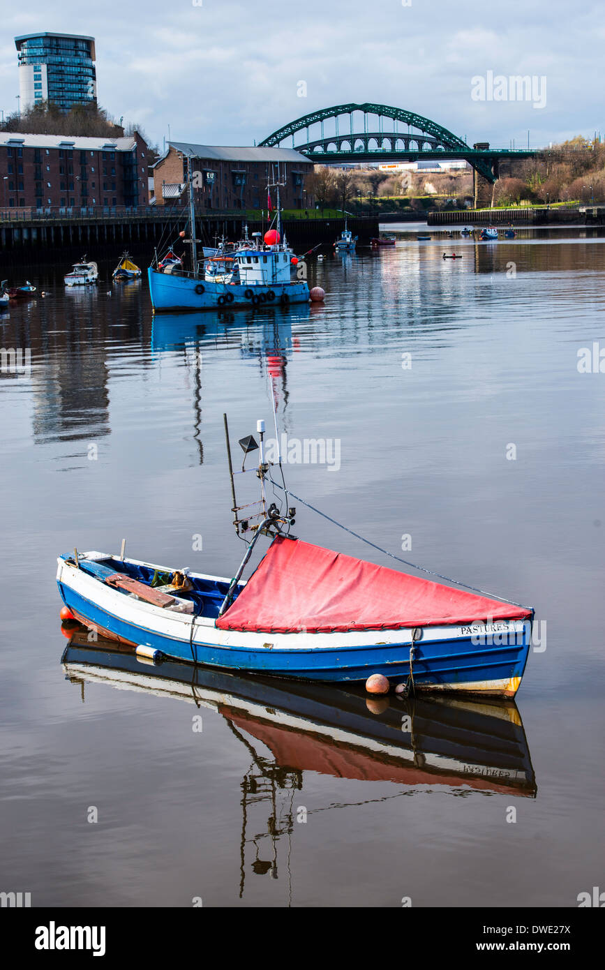 Fishing boats on the River Wear at Sunderland, UK Stock Photo - Alamy