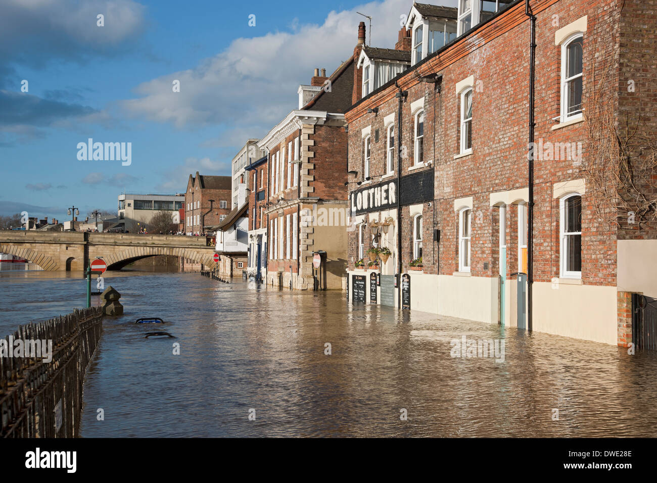 River Ouse in flood and flooding property winter floods Kings Staith ...