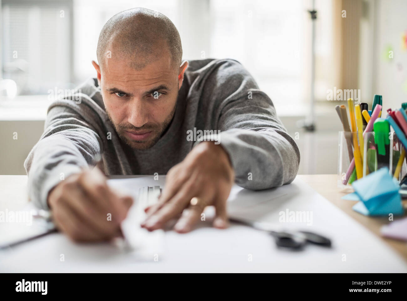 Desk depict hi-res stock photography and images - Alamy