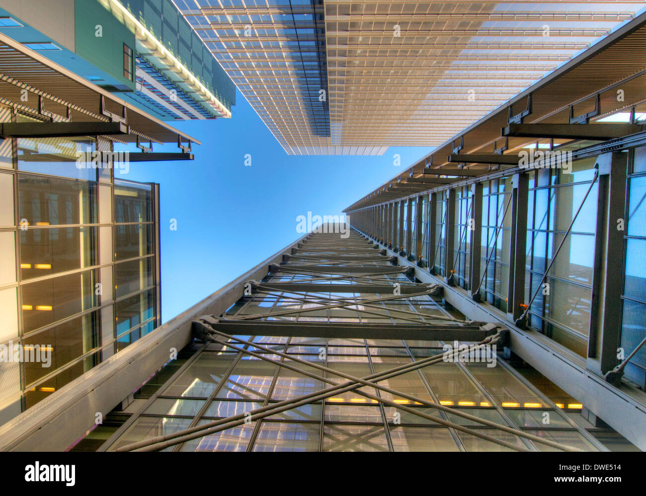 New york times building hi-res stock photography and images - Alamy