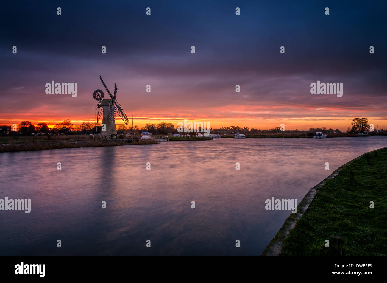 Landscape image of Thurne windmill at Thurne village, Norfolk Broads at ...