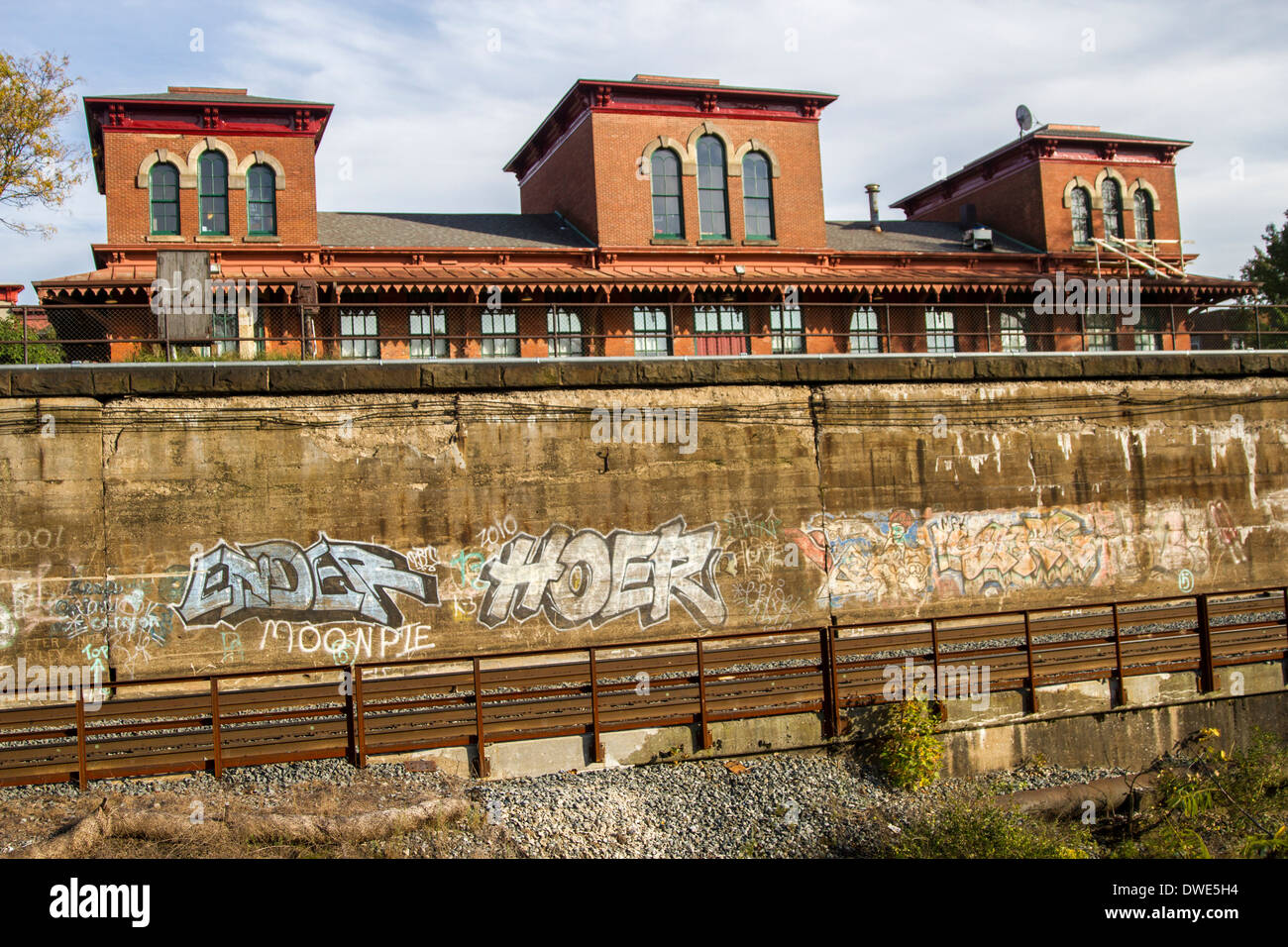 Kent state university hi-res stock photography and images - Alamy