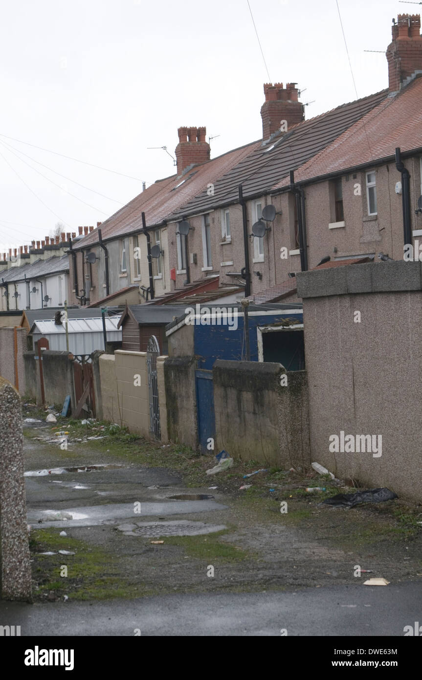 terraced house houses housing terrace north uk northern england in the ...