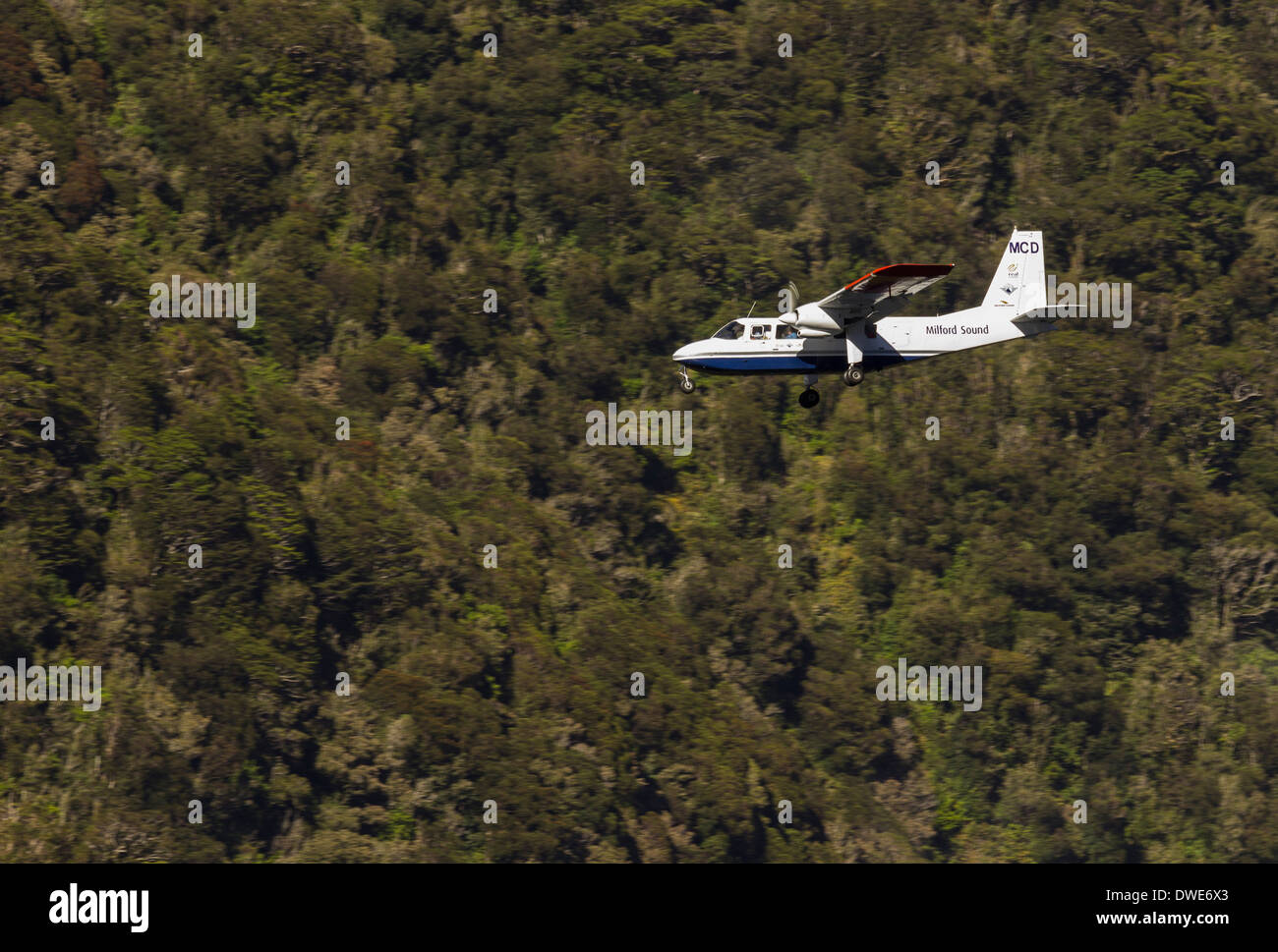 Bn 2 islander hi-res stock photography and images - Alamy