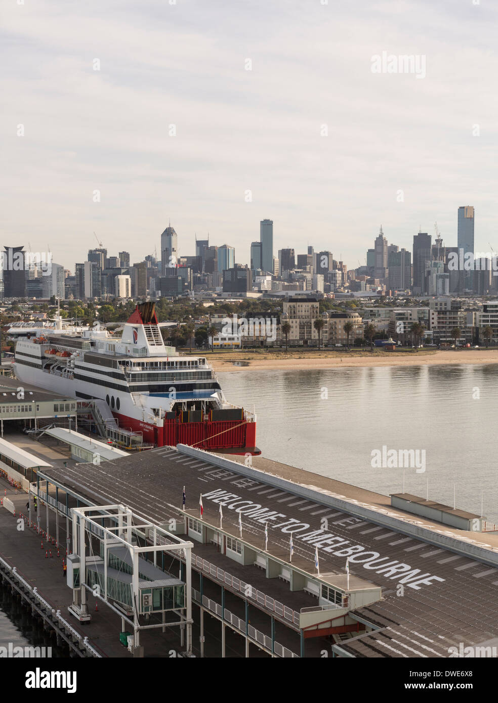 Early morning view of city of Melbourne, Australia taken from a cruise ...
