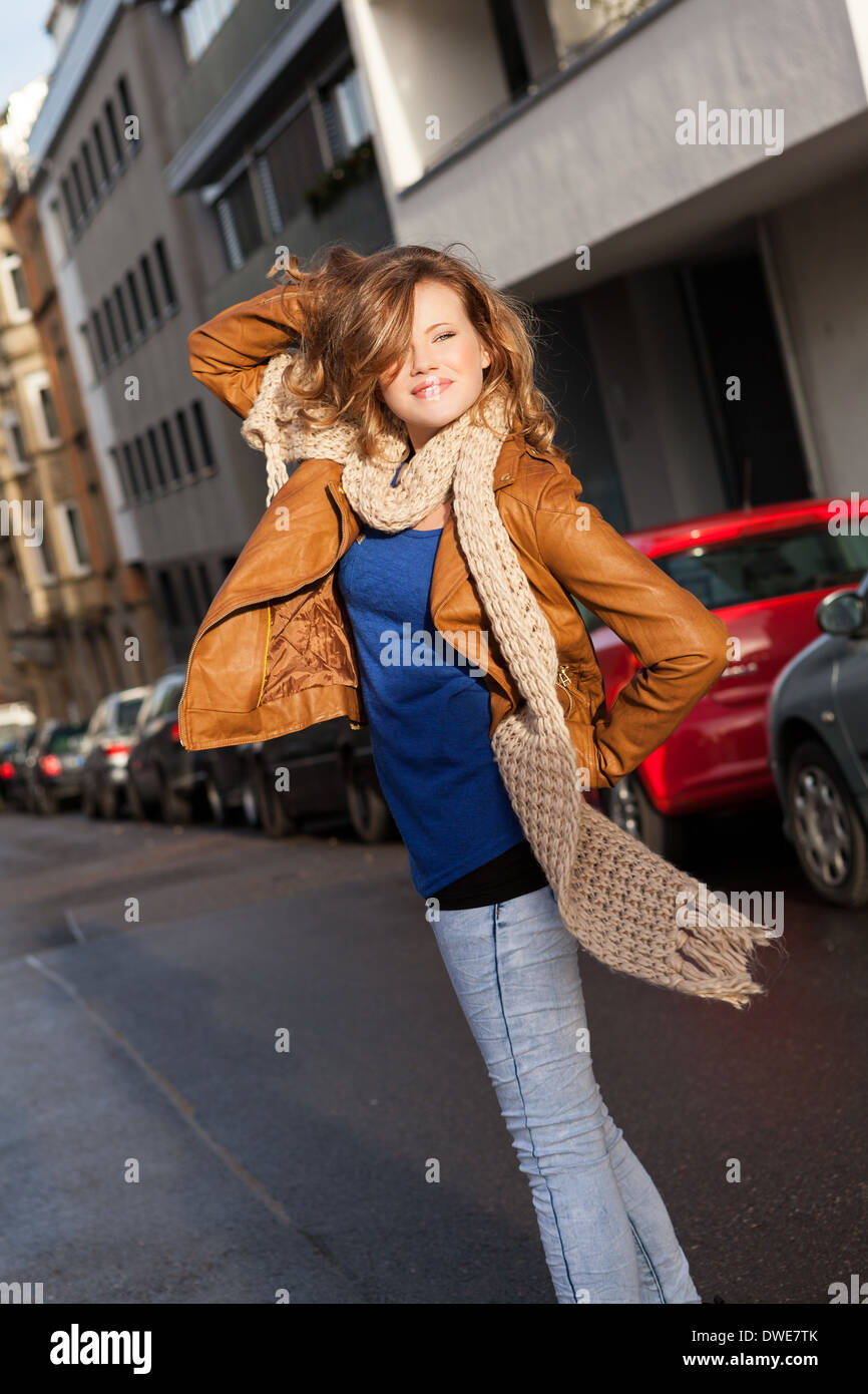 Flowing scarf hi-res stock photography and images - Alamy