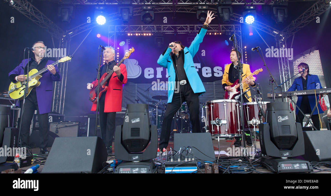 Showaddywaddy hi-res stock photography and images - Alamy