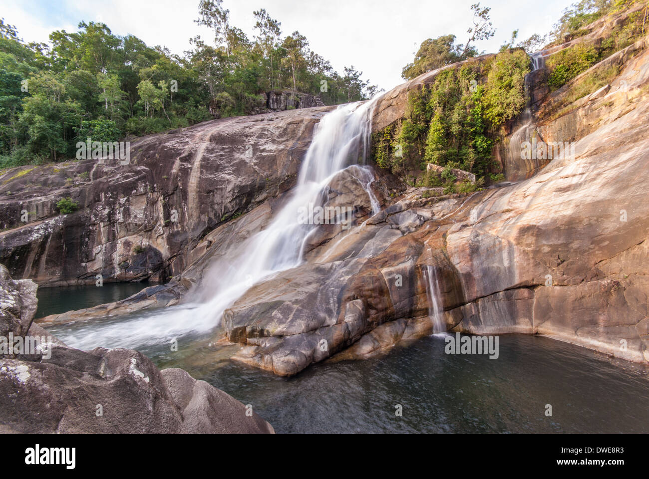 MURRAY FALLS, GIRRAMAY NATIONAL PARK, QUEENSLAND, AUSTRALIA Stock Photo ...