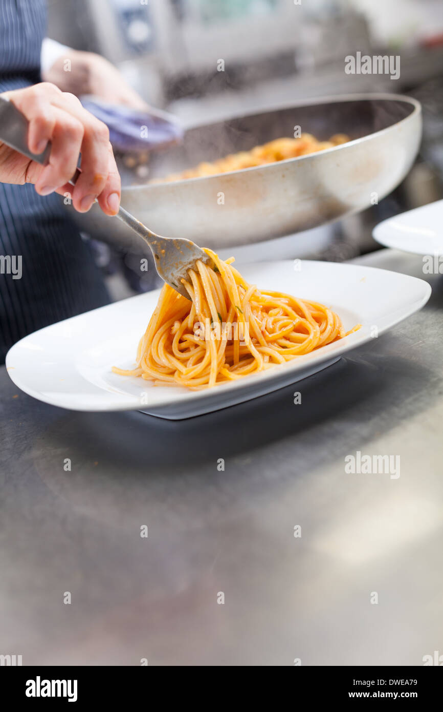 Plating up hi-res stock photography and images - Alamy