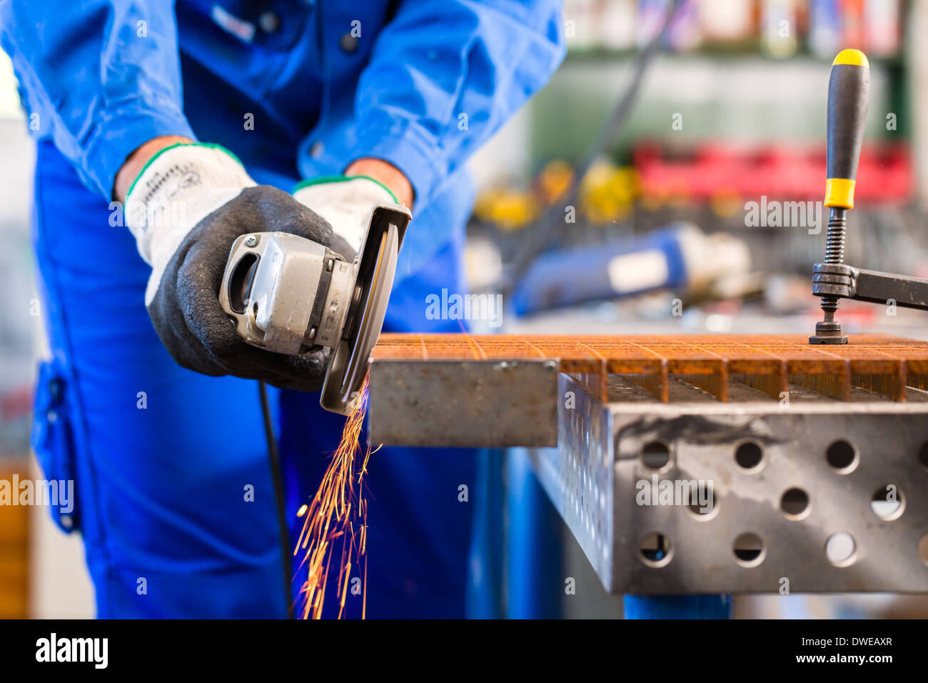 Metal cutting saw processing hi-res stock photography and images - Alamy