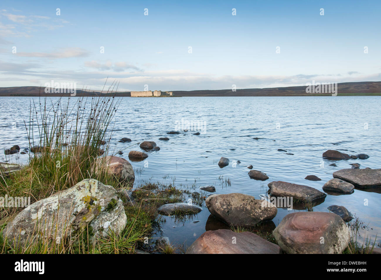 Lochindorb castle hi-res stock photography and images - Alamy