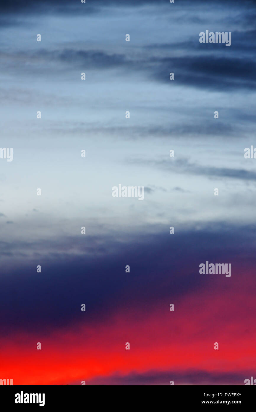 Vertical sunset backdrop hi-res stock photography and images - Alamy