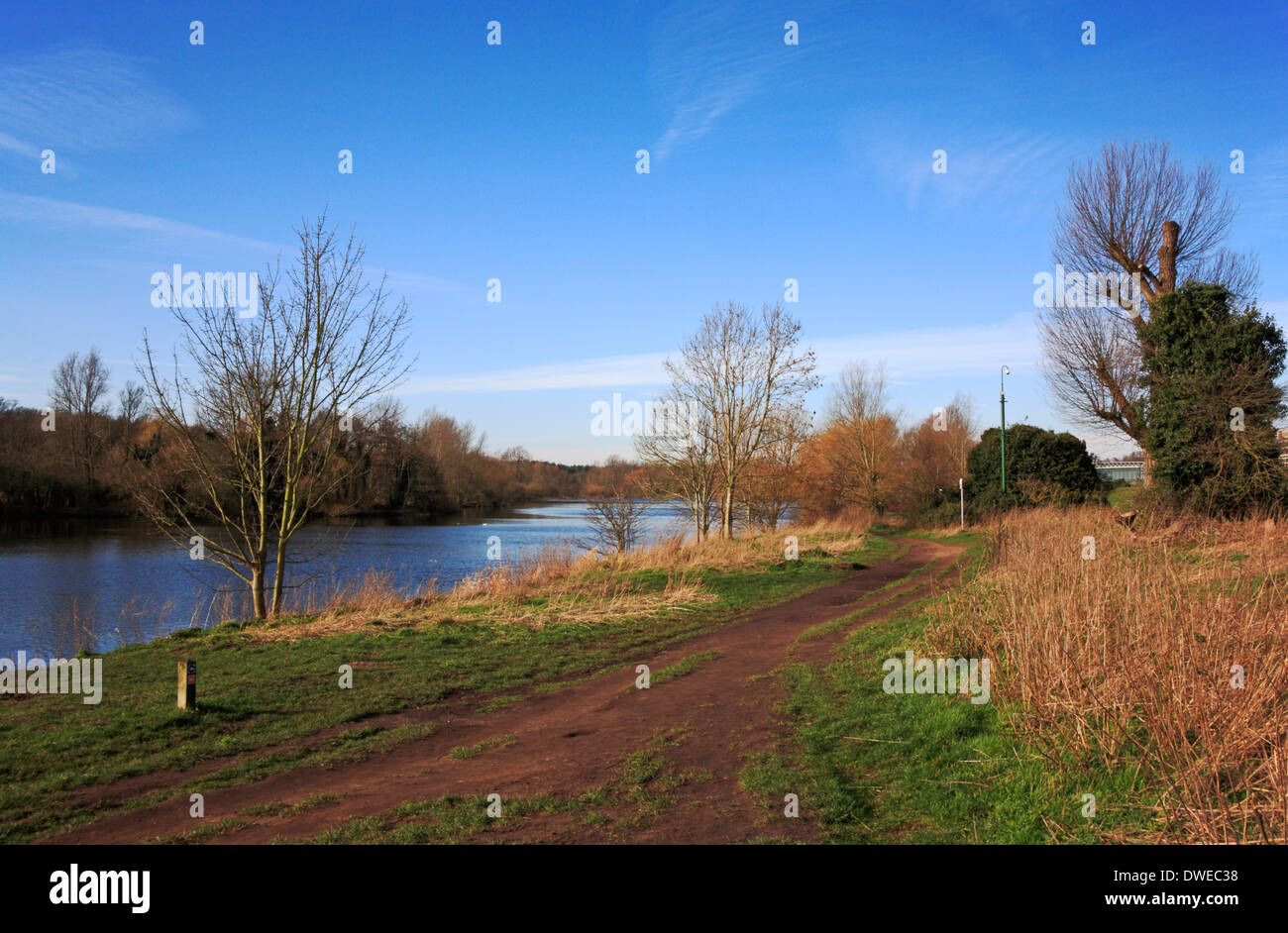 Public university lake hi-res stock photography and images - Alamy