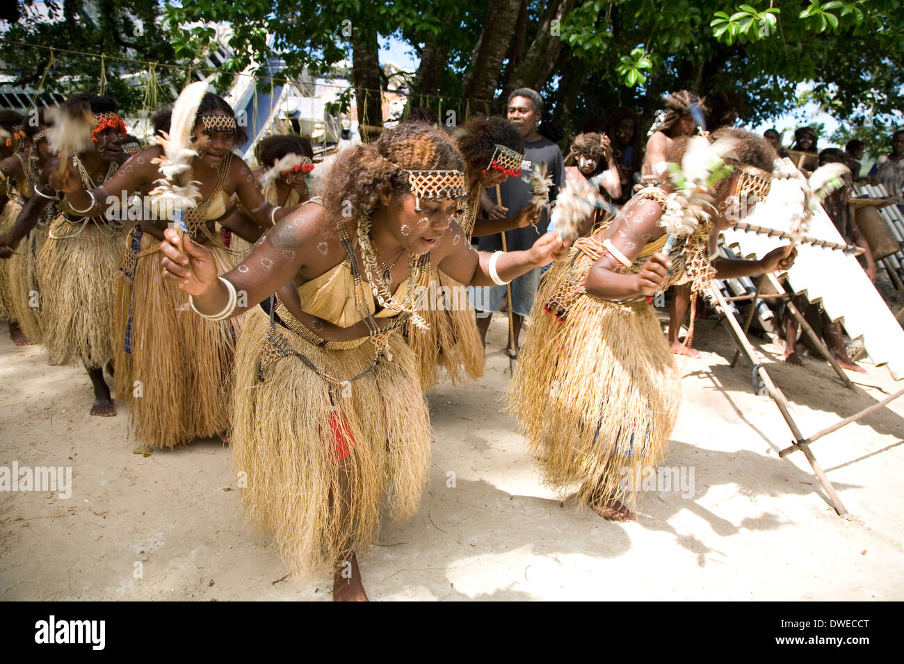 Nggela solomon islands women hi-res stock photography and images - Alamy