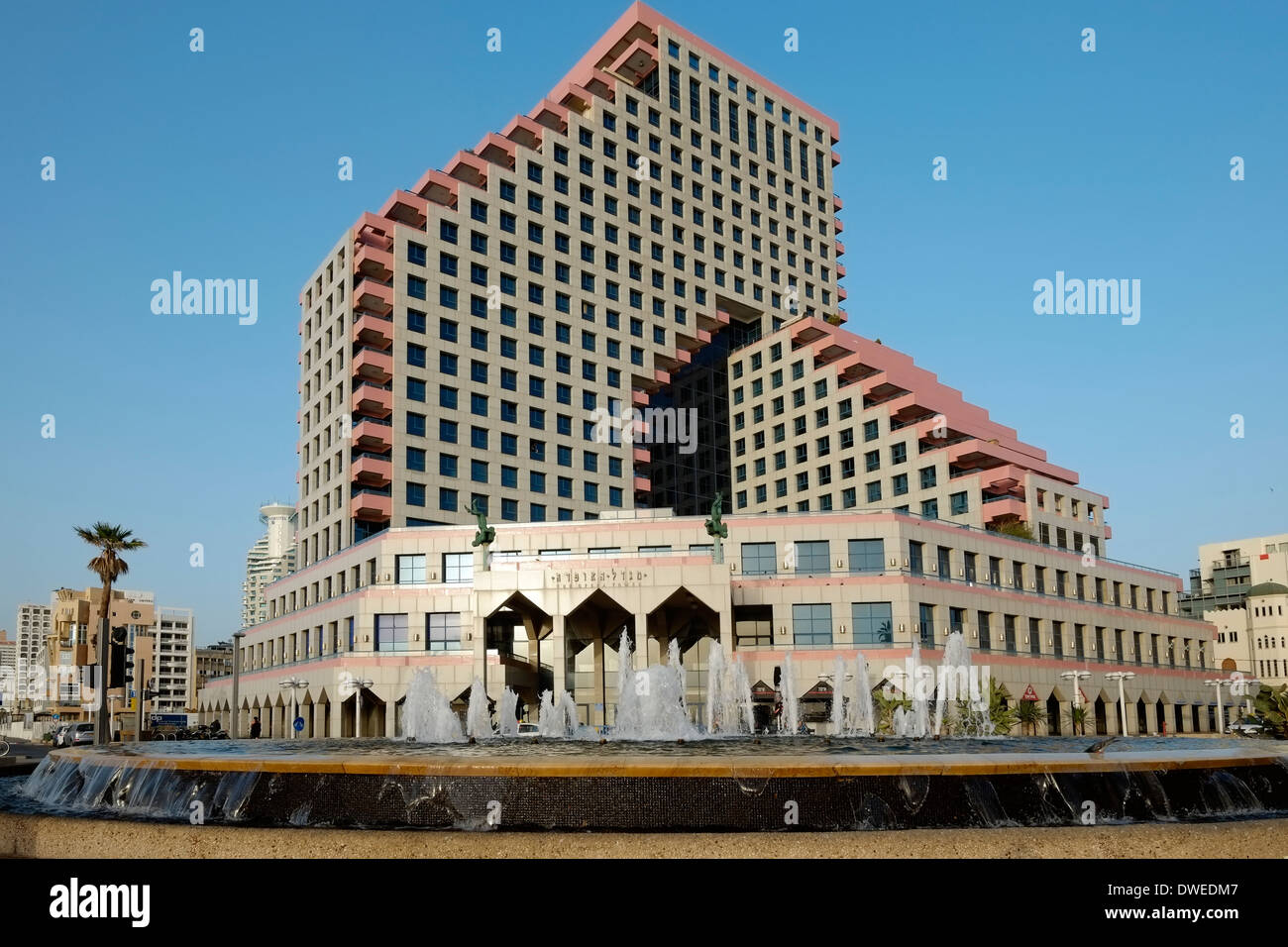 Israeli opera house hi-res stock photography and images - Alamy