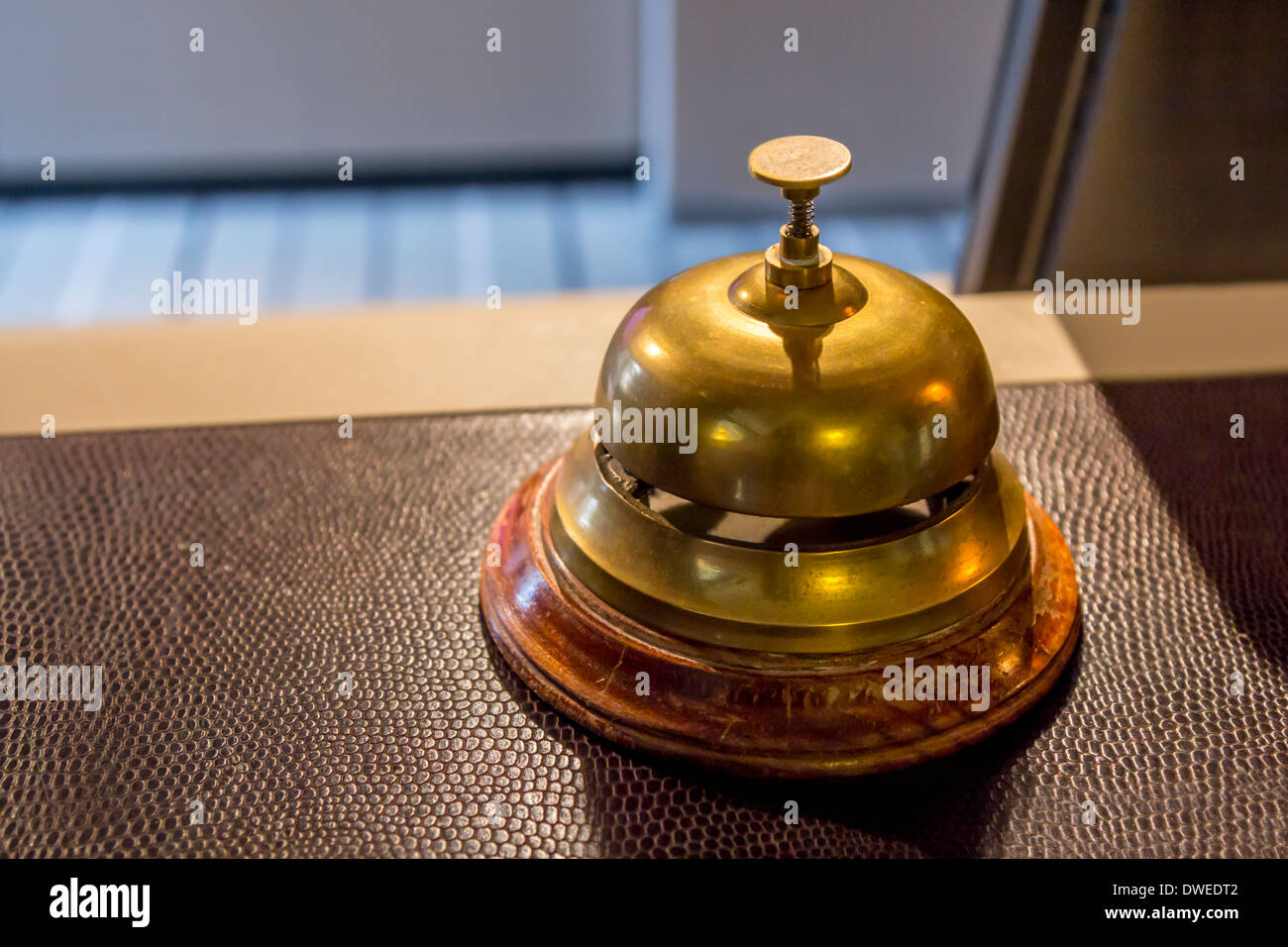 Customer service counter hi-res stock photography and images - Alamy
