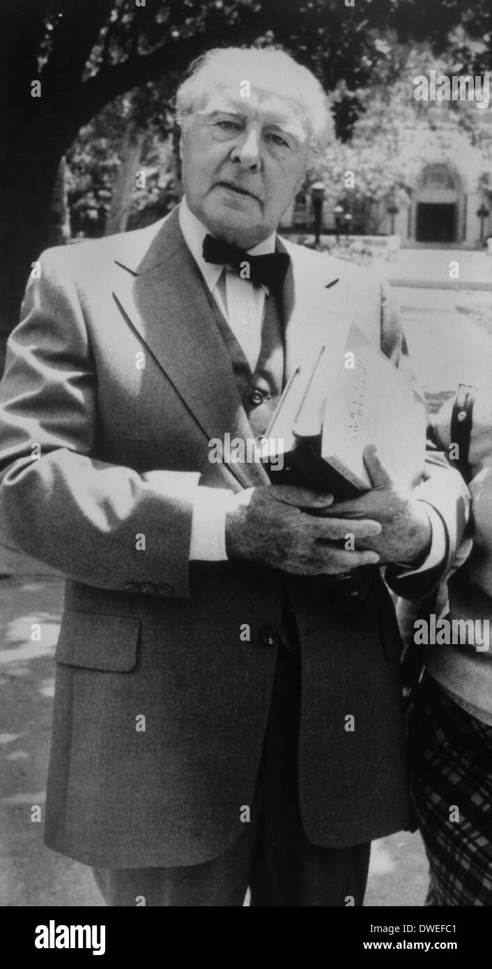 John houseman hi-res stock photography and images - Alamy