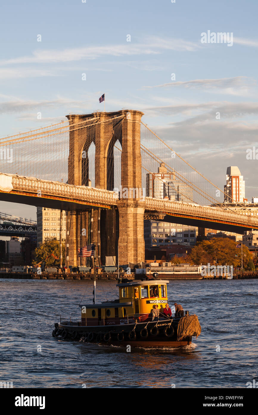 Gotham bridge hi-res stock photography and images - Alamy