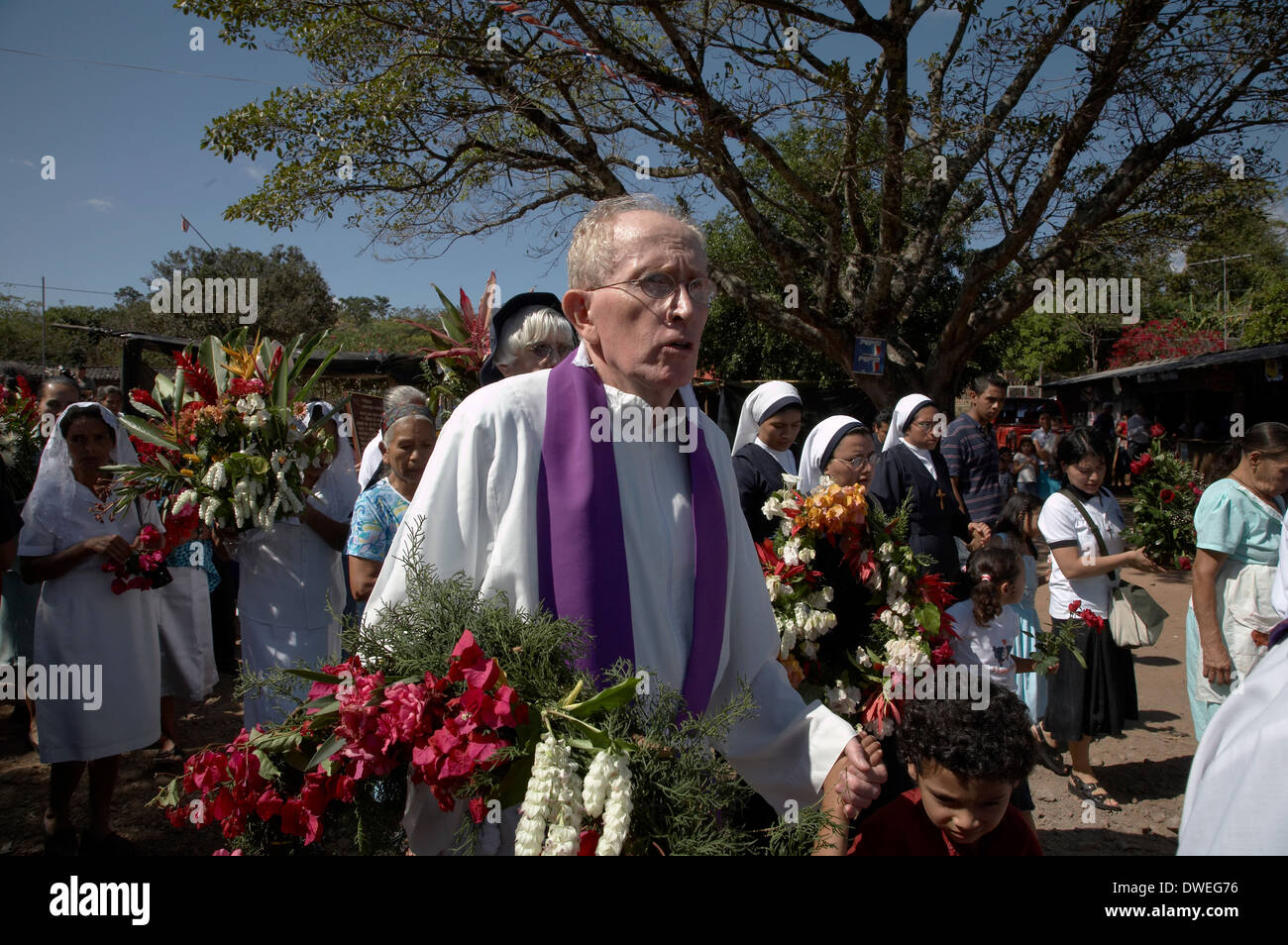 EL SALVADOR Remembrance ceremony at El Mozote, site of the massacre of children in 1981 Stock ...