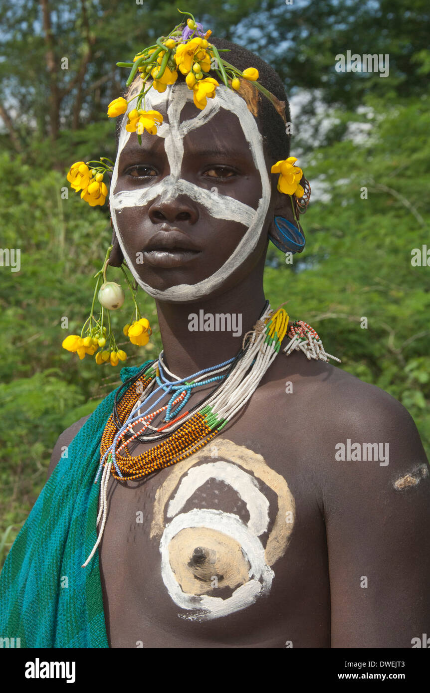 Young surma woman with traditional body paintings hi-res stock ...