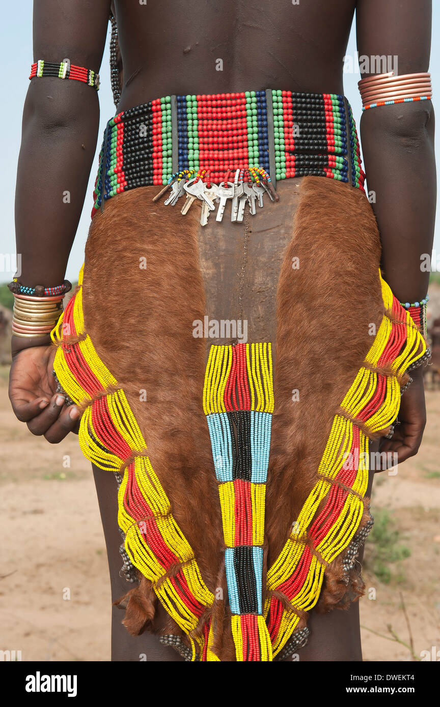 Hamar tribe hi-res stock photography and images - Alamy