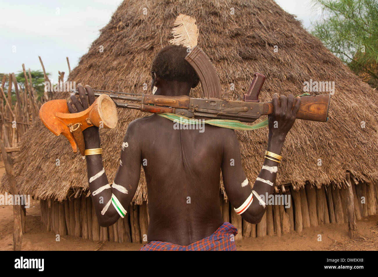 Karo men hi-res stock photography and images - Alamy