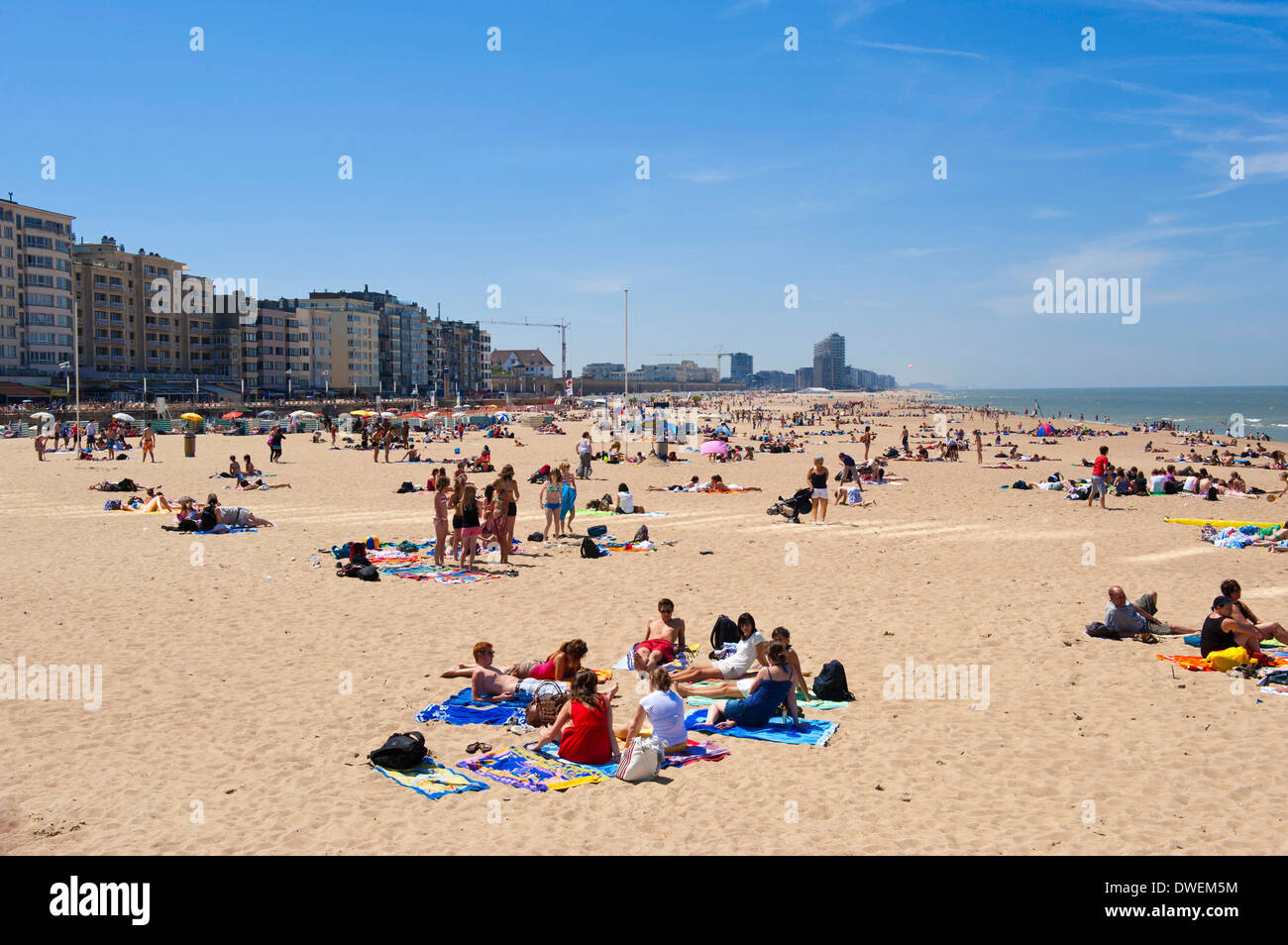 Beach ostend north sea west hi-res stock photography and images - Alamy