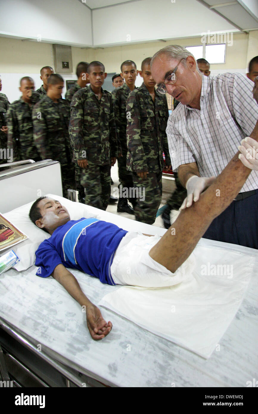 THAILAND AIDS hospice at a Buddhist temple in Lampung. American ...