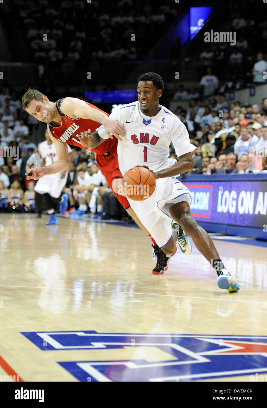 Ncaa basketball 2014 dallas hi-res stock photography and images - Alamy