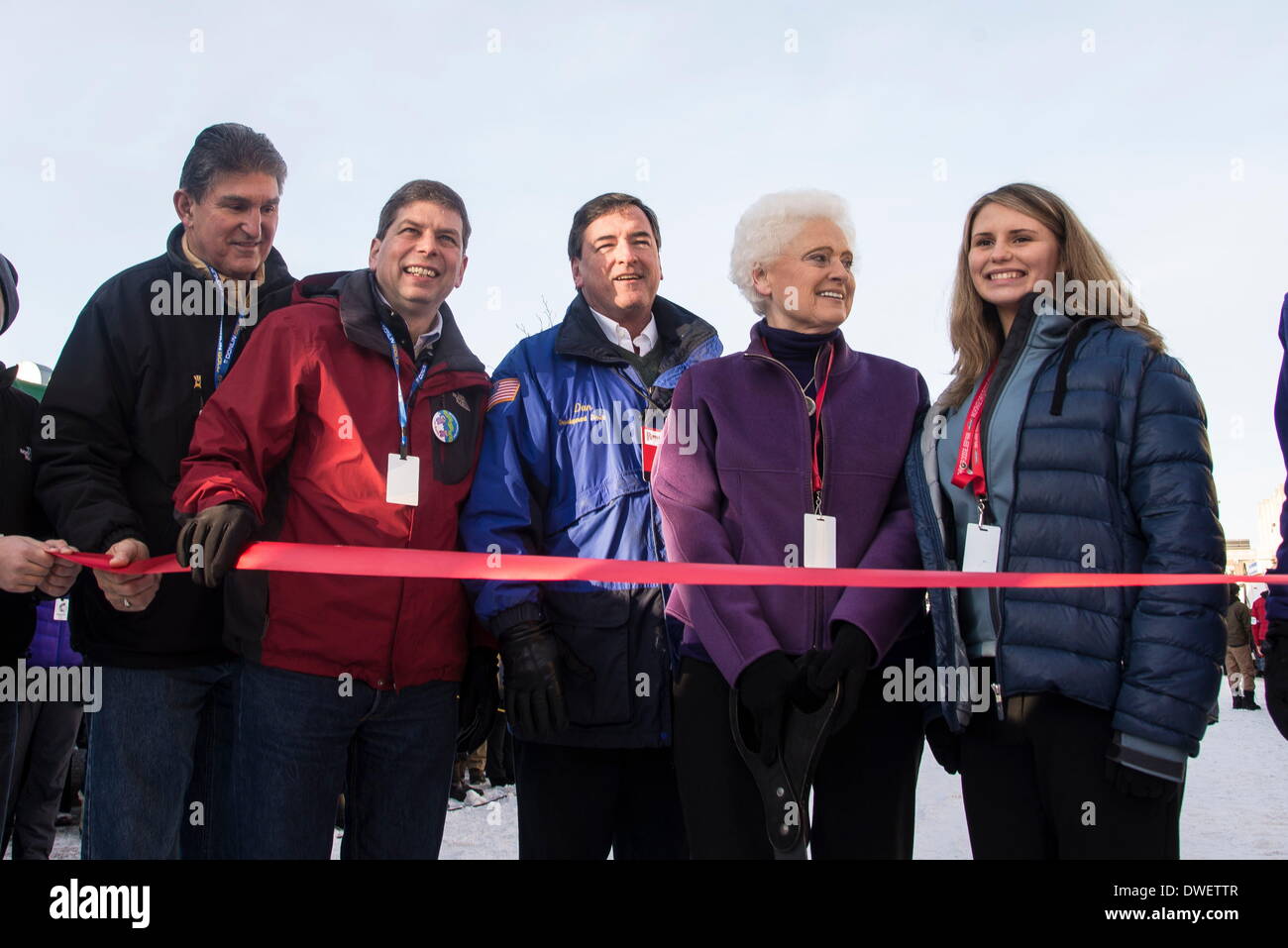 Senator dan sullivan hi-res stock photography and images - Alamy