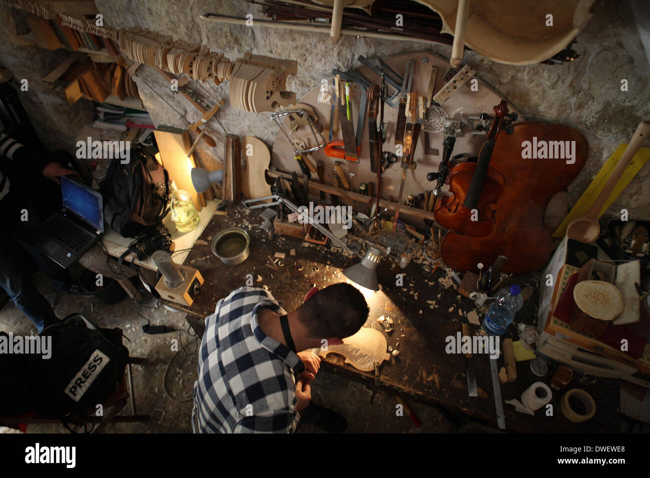 Ramallah, Palestinian Territories. 7th Mar, 2014. Musical instrument ...