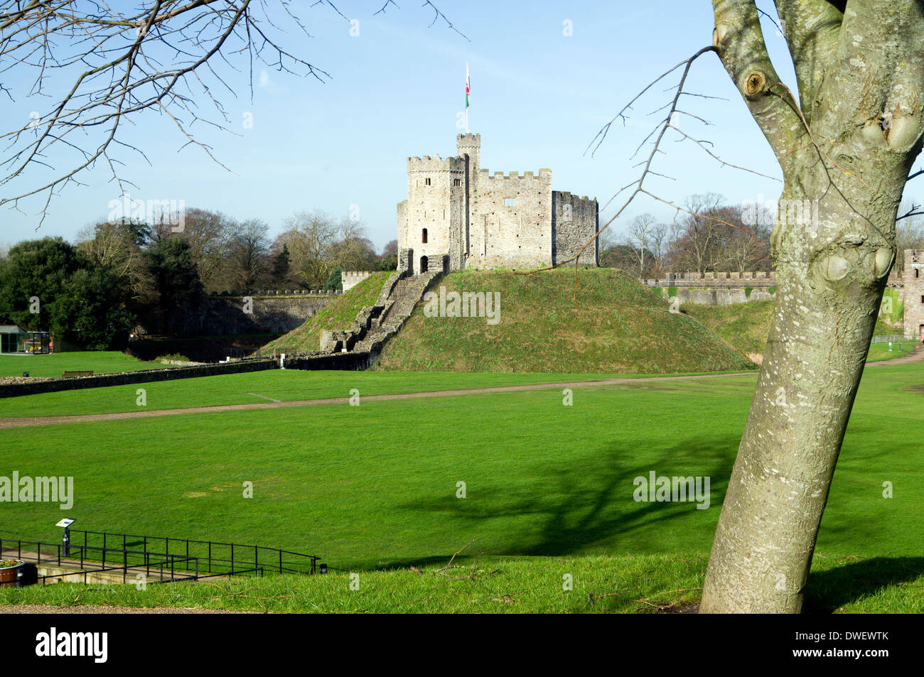 Historic norman medieval castle keep hi-res stock photography and ...