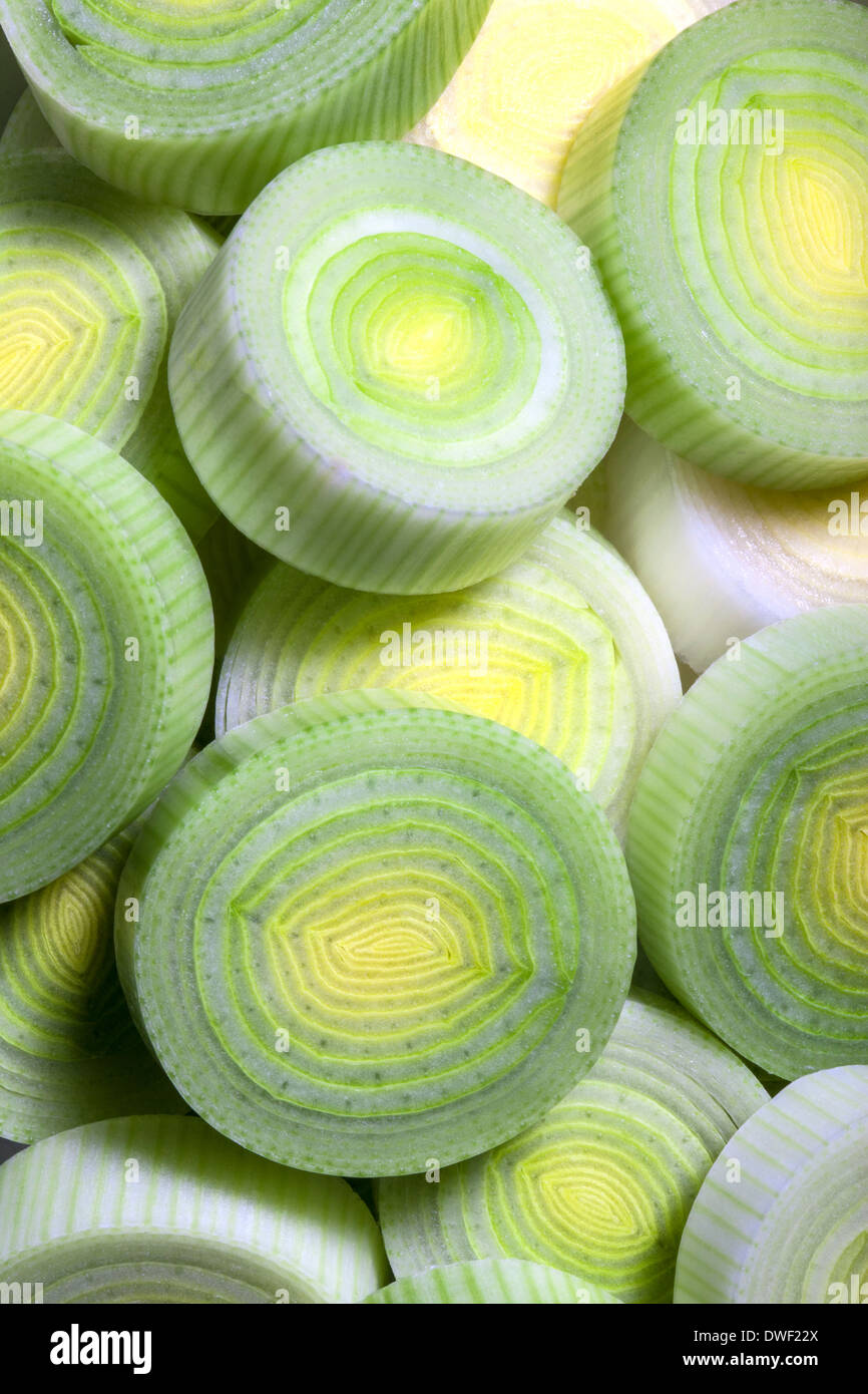 Leeks sliced hi-res stock photography and images - Alamy