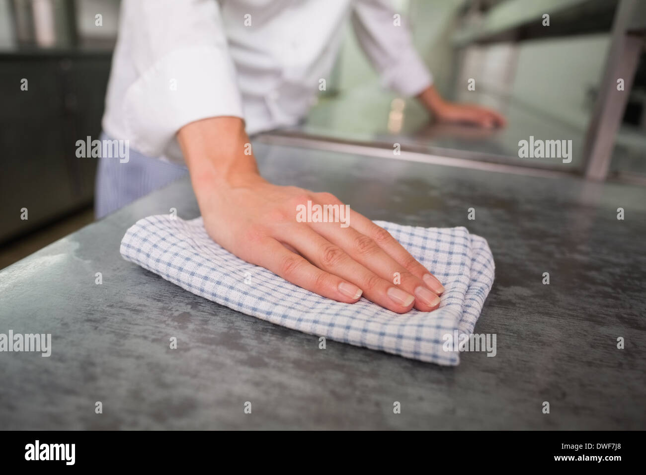 Wiping Counter High Resolution Stock Photography and Images - Alamy