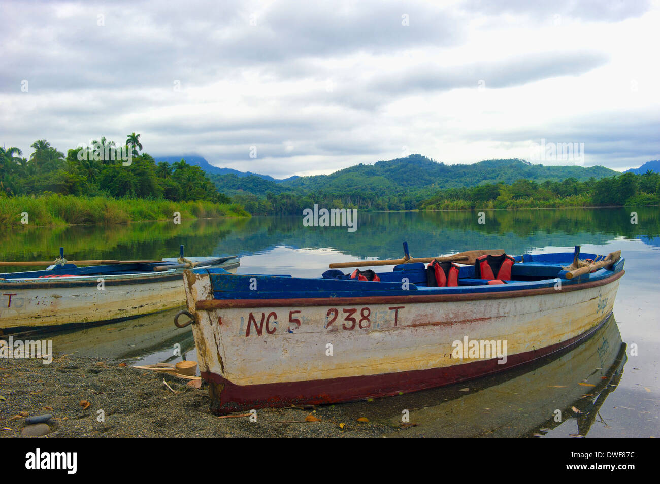 Boats baracoa hi-res stock photography and images - Alamy
