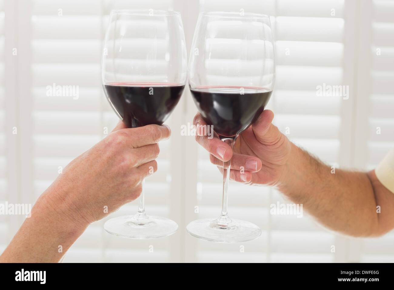 Hands toasting hi-res stock photography and images - Alamy
