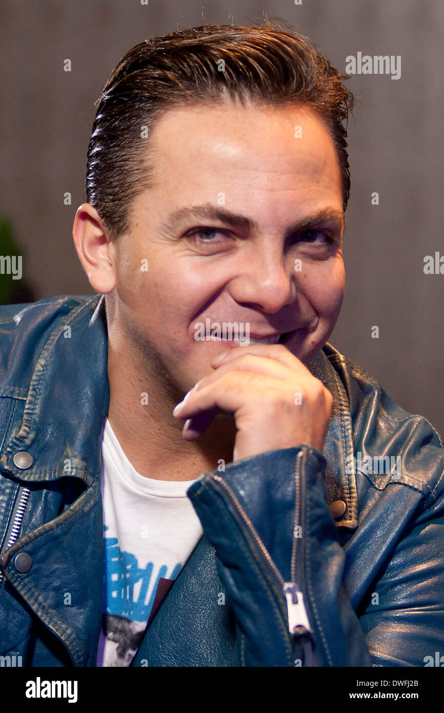 Mexican singer Cristian Castro presents his live album 'En Primera Fila ...