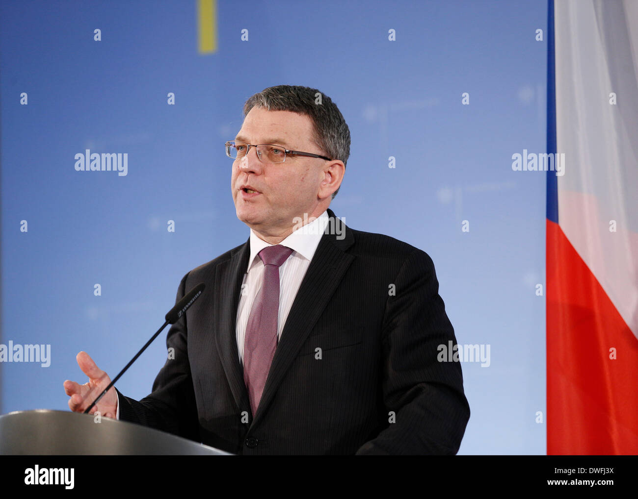 Berlin, Germany. Mars 07th, 2014. Foreign Minister Steinmeier meets the ...