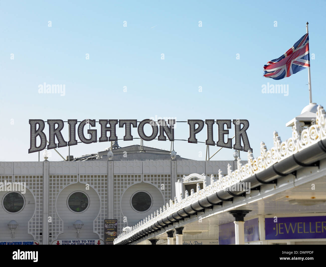 Brighton pier sign Stock Photo - Alamy