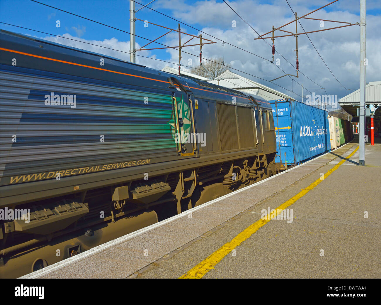 Freight train drs hi-res stock photography and images - Alamy